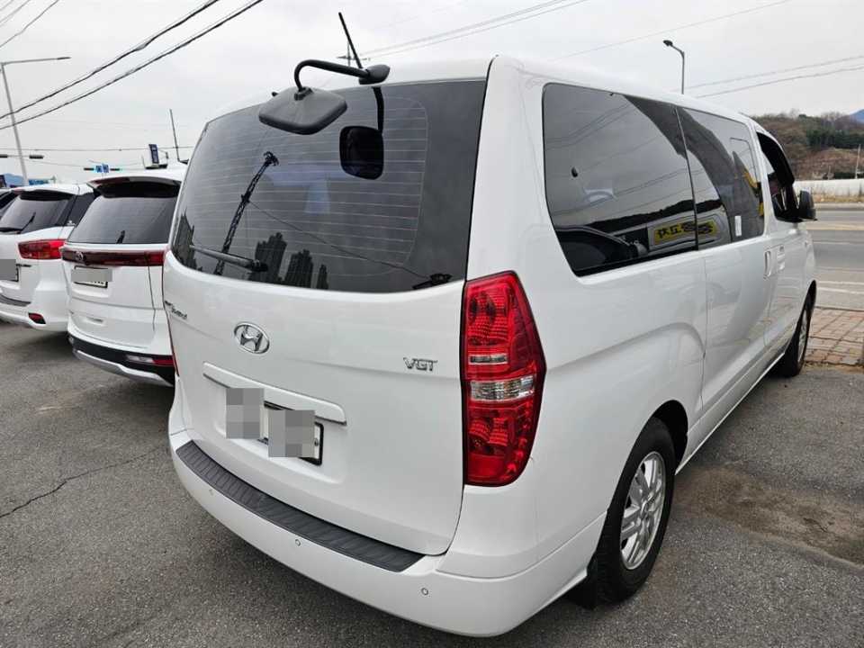 2018 Hyundai Grand Starex Wagon 2.5 Diesel Smart 12 Seat R/C > Products ...